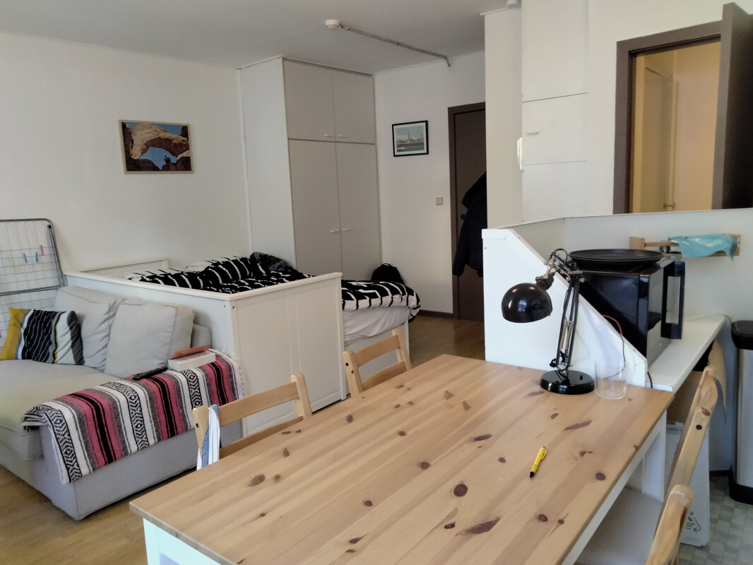 Studio in Antwerpen te huur: Begijnenstraat, Amandus - Atheneum ...