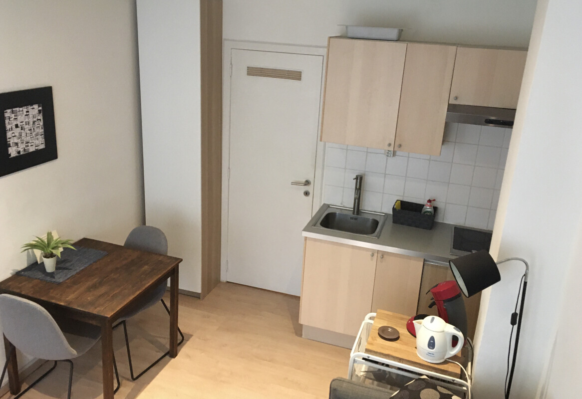 Studio in Antwerpen te huur: Korte Leemstraat , Klein-Antwerpen ...